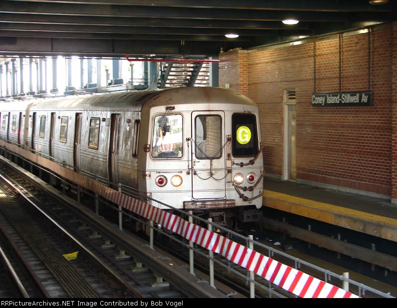 G train